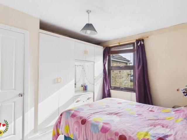 3 bedroom terraced house for rent in Bristol Road, Gloucester, GL1