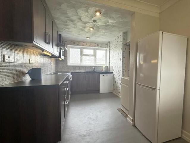 3 bedroom terraced house for rent in Broomfield, Guildford, GU2