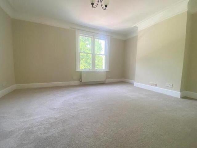 3 bedroom terraced house for rent in Buckingham Road, Tunbridge Wells, TN1