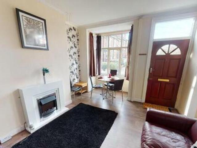 3 Bedroom Terraced House For Rent In Burley