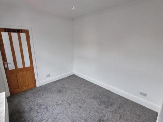 3 bedroom terraced house for rent in Burnmoor Street, Leicester, LE2