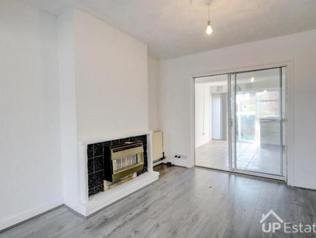 3 bedroom terraced house for rent in Burnaby Road, Coventry, CV6