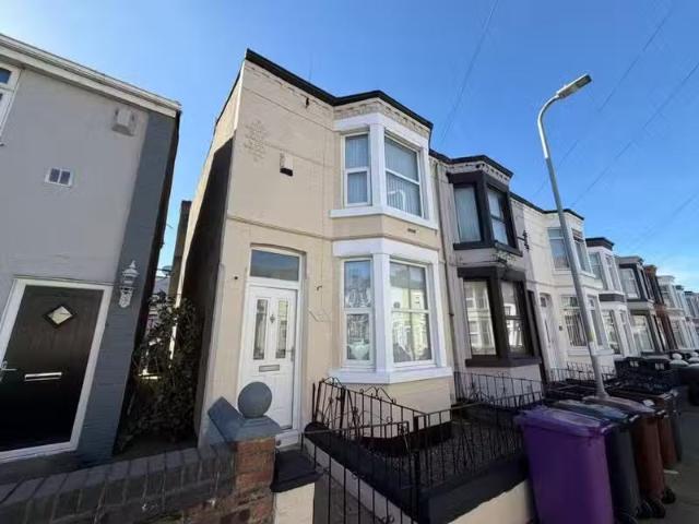 3 bedroom terraced house for rent in Gonville Road, Bootle, L20