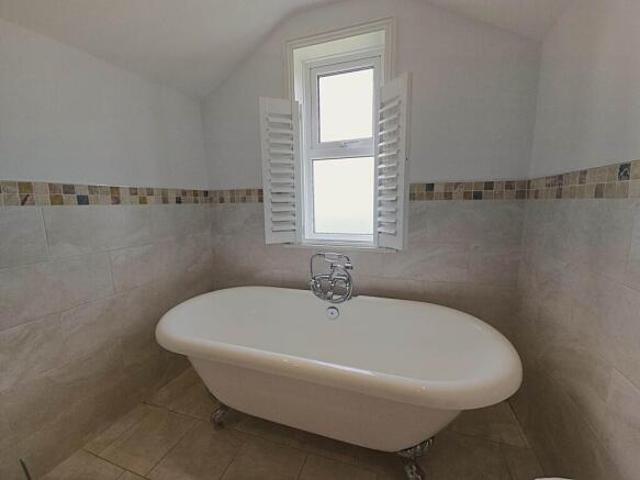 3 bedroom terraced house for rent in Gordon Road, Canterbury, CT1
