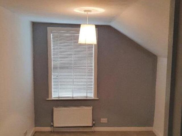 3 bedroom terraced house for rent in Gordon Road, Northfleet, Gravesend, Kent, DA11