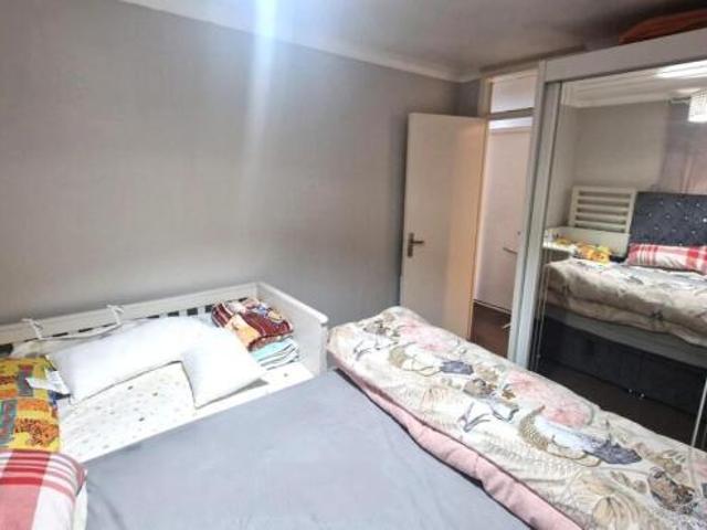3 bedroom terraced house for rent in Gorton Lane, Manchester, M12