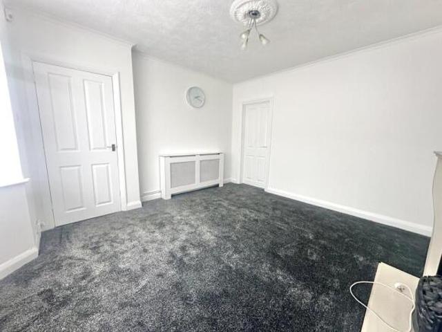 3 bedroom terraced house for rent in Gospel Oak Road, Holbrooks, Coventry, CV6