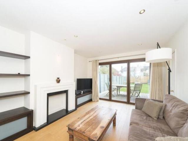 3 bedroom terraced house for rent in Gainsborough Road, Kew, Richmond, Surrey, TW9
