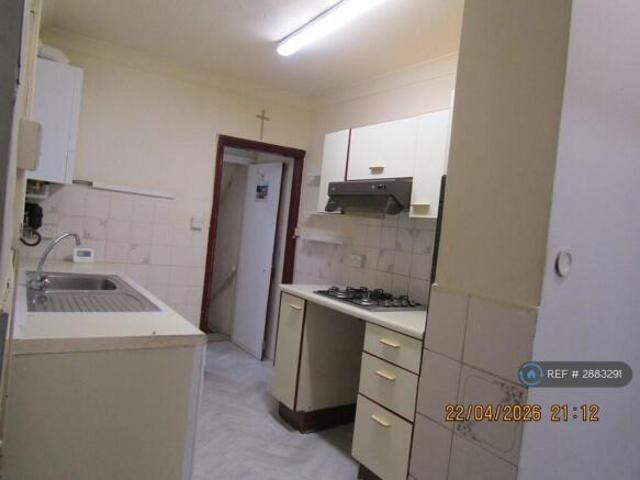 3 bedroom terraced house for rent in Gillingham Road, Gillingham, ME7