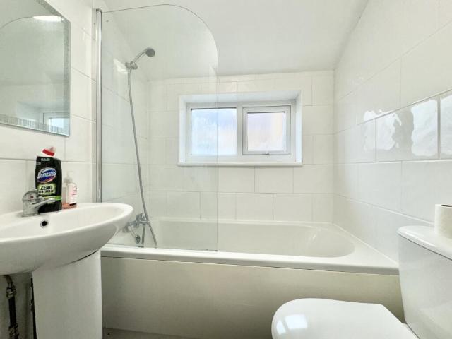 3 bedroom terraced house for rent in Glencoe Road, Margate, Kent, CT9