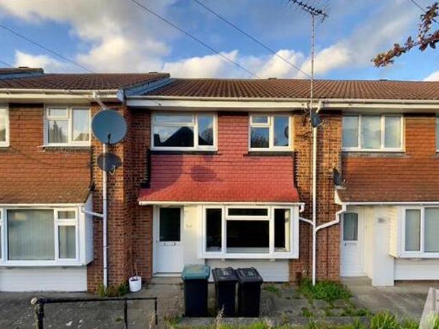 3 Bedroom Terraced House For Rent In Gravesend, Kent
