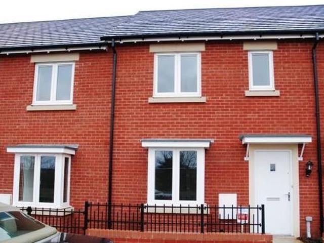 3 bedroom terraced house for rent in Great Western Street Frome Somerset BA11