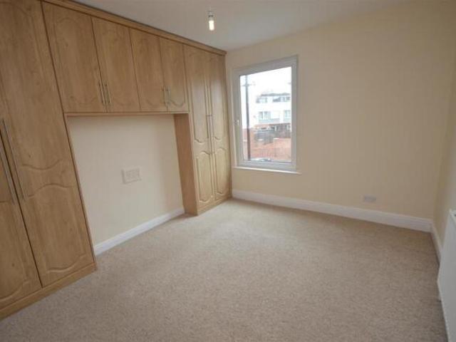 3 bedroom terraced house for rent in Green Street, Nottingham, Nottinghamshire, NG2