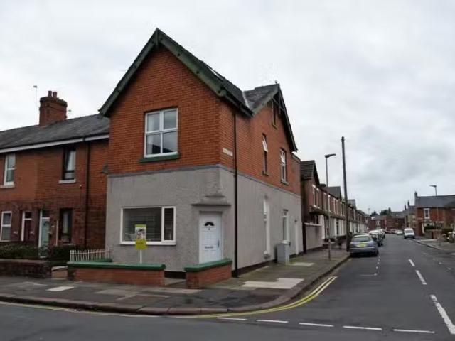 3 bedroom terraced house for rent in Greystone Road, Carlisle.