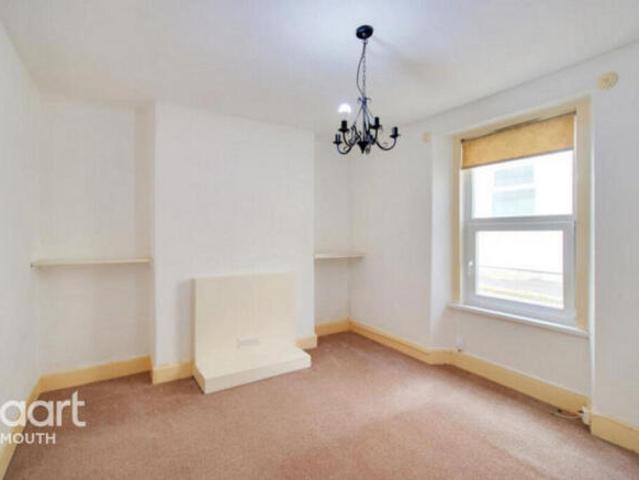 3 bedroom terraced house for rent in Guildford Street, Plymouth, PL4