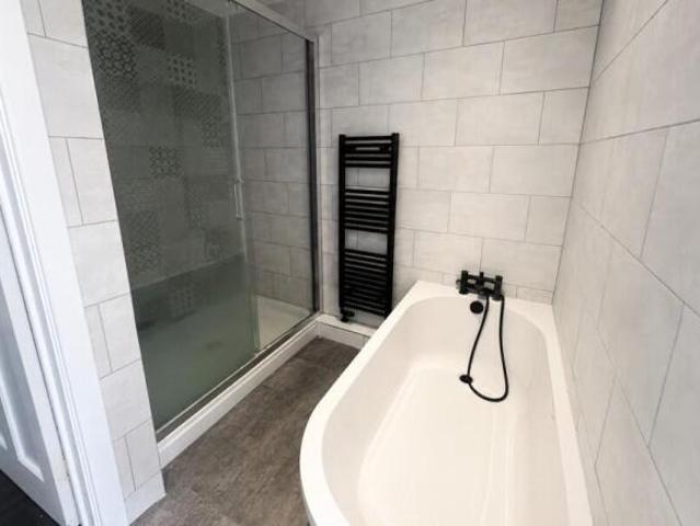 3 bedroom terraced house for rent in Guildford, Surrey, GU1