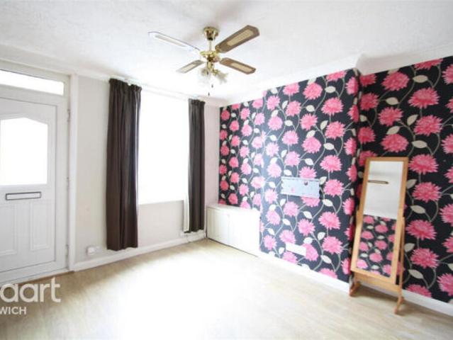 3 bedroom terraced house for rent in Dover Road, IPSWICH, IP3