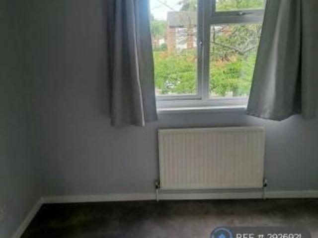 3 bedroom terraced house for rent in Down Road, Teddington, TW11