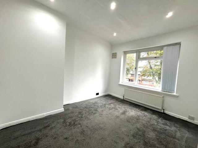 3 bedroom terraced house for rent in Dolphin Lane, Acocks Green, B27
