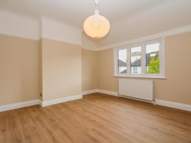 3 bedroom terraced house for rent in Dawson Road, Kingston Upon Thames, KT1