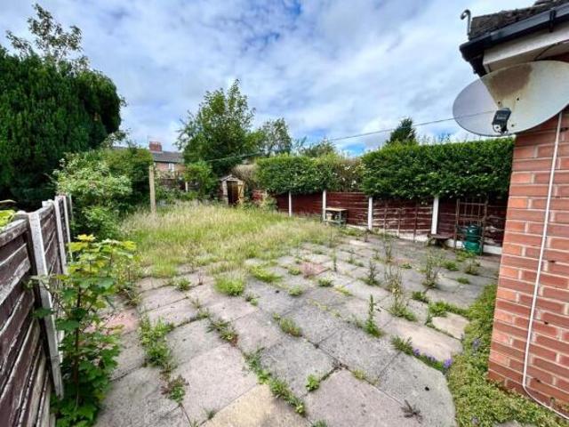 3 bedroom terraced house for rent in Darley Avenue, Chorlton, M21