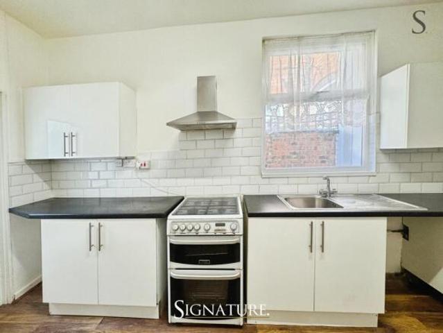 3 bedroom terraced house for rent in Devana Road, Leicester, LE2