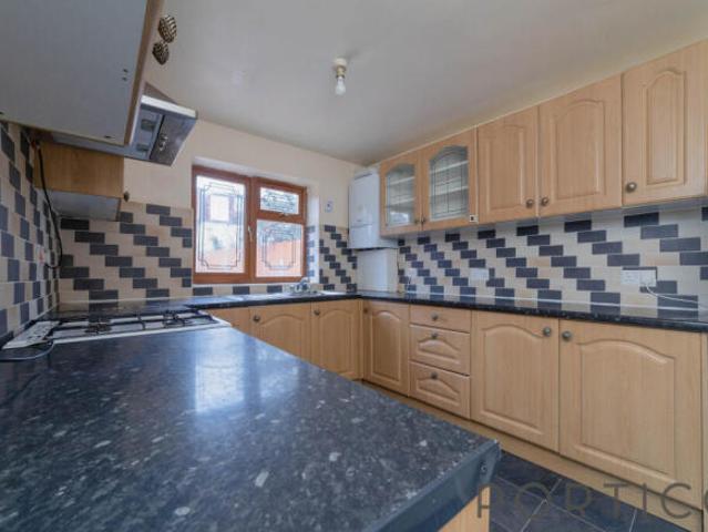 3 bedroom terraced house for rent in Denbigh Road, E6