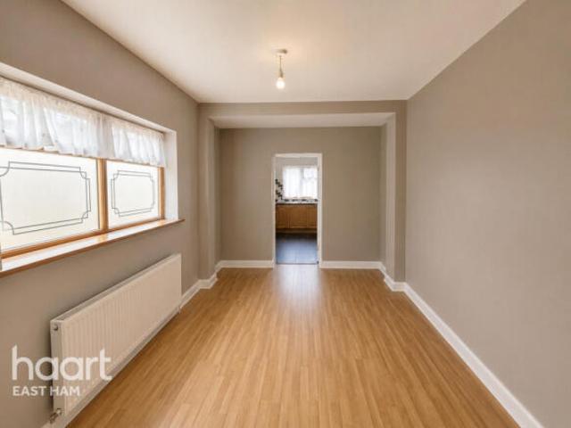 3 bedroom terraced house for rent in Denbigh Road, London, E6