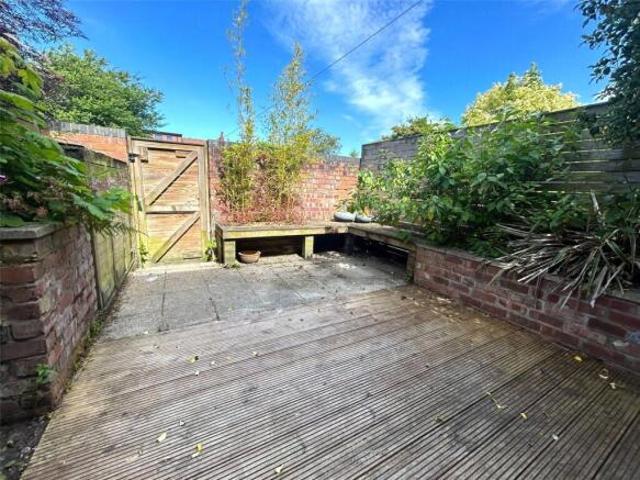 3 bedroom terraced house for rent in Disley Avenue, Didsbury, Manchester, M20