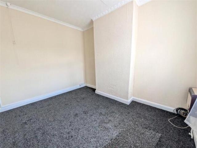 3 bedroom terraced house for rent in Dunstall Road, Dunstall, Wolverhampton, WV6