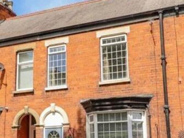 3 Bedroom Terraced House For Rent In Easington, Hull