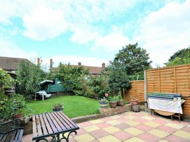 3 Bedroom Terraced House For Rent In East Acton