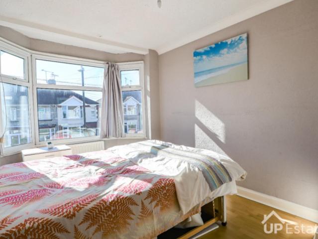 3 bedroom terraced house for rent in Eastcotes, CV4