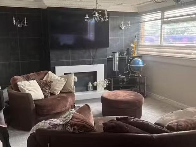 3 bedroom terraced house for rent in Easterton Croft, Birmingh.