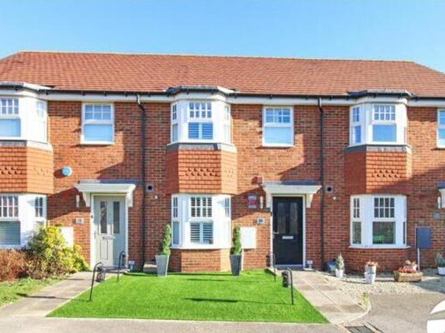 3 Bedroom Terraced House For Rent In Ebbsfleet Valley, Swanscombe