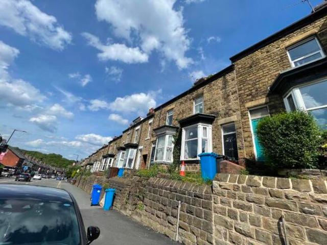 3 bedroom terraced house for rent in Ecclesall Road, Sheffield, S11