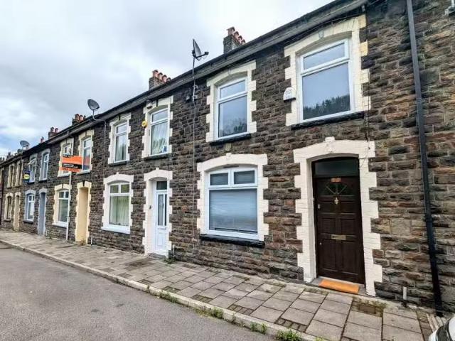 3 bedroom terraced house for rent in Edward Street, Maerdy, FE.