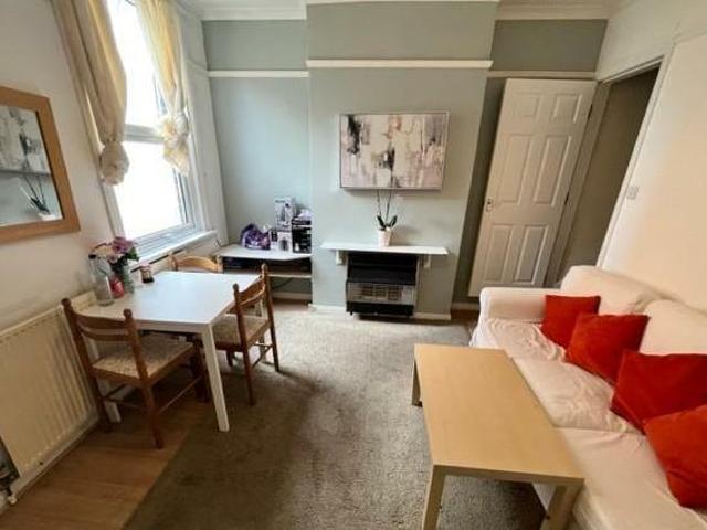 3 Bedroom Terraced House For Rent In Edgbaston