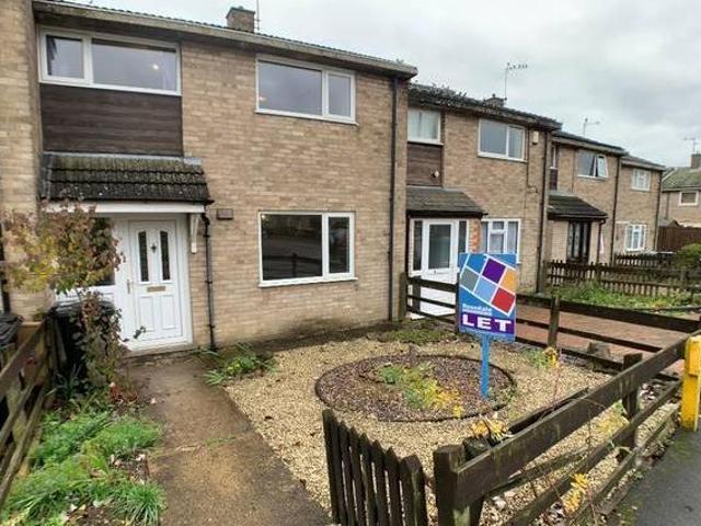 3 bedroom terraced house for rent in Edinburgh Road Stamford Lincolnshire PE9