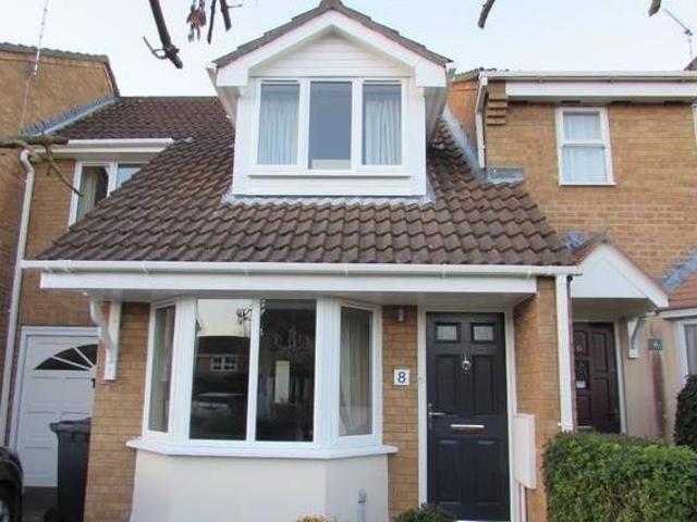 3 bedroom terraced house for rent in Elter Water Huntingdon Cambridgeshire PE29