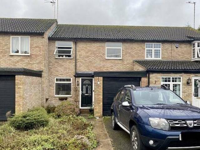 3 bedroom terraced house for rent in Elizabeth Crescent Bristol BS34