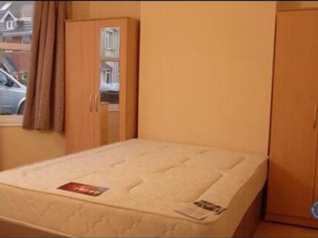 3 bedroom terraced house for rent in Ernestville Road, Bristol, BS16