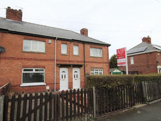 3 bedroom terraced house for rent in Ernwill Avenue, Sunderland, Tyne And Wear, SR5