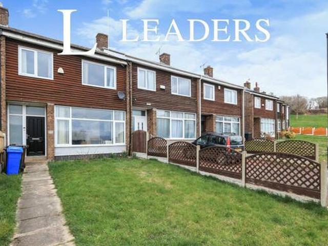 3 bedroom terraced house for rent in Fox Hill Crescent Sheffield S6