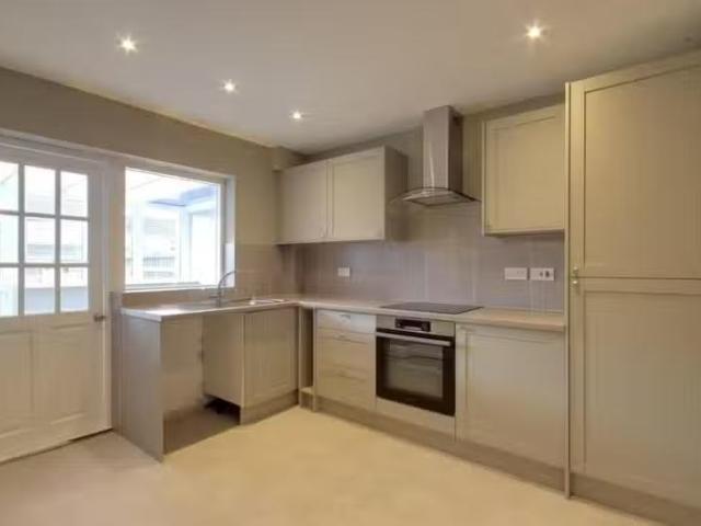 3 bedroom terraced house for rent in Foley road, Newent, GL18