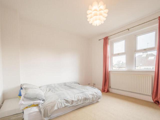 3 bedroom terraced house for rent in Forester Avenue, Bath, BA2