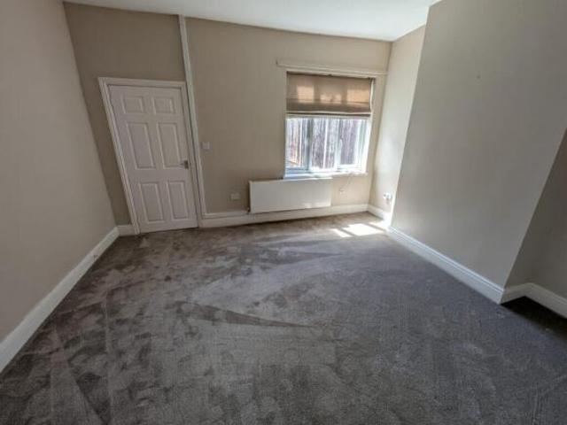 3 bedroom terraced house for rent in Falcon View off Hudsons Drive, Cotteridge, Birmingham B30 3BE, B30