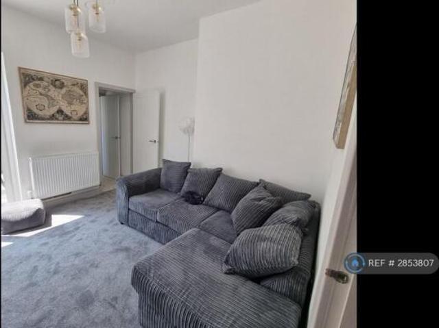 3 bedroom terraced house for rent in Fareham Cottages, Plymouth, PL4