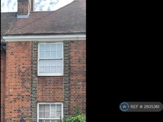 3 bedroom terraced house for rent in Fitzneal Street, London, W12