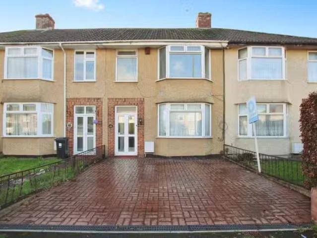 3 bedroom terraced house for rent in Filton Avenue Filton, B.